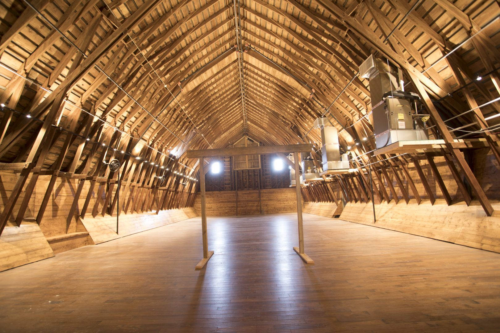 Weddings at The Barn at Ackerhurst Dairy Farm - Lori Black Photography